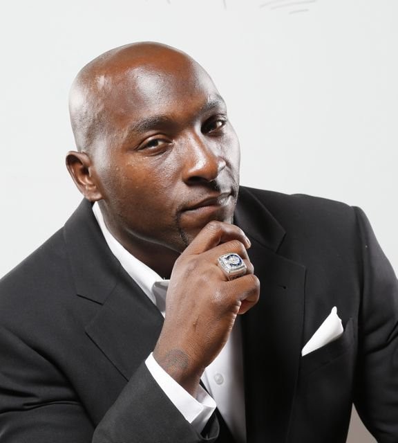 Robert Mathis Speaking Fee and Booking Agent Contact